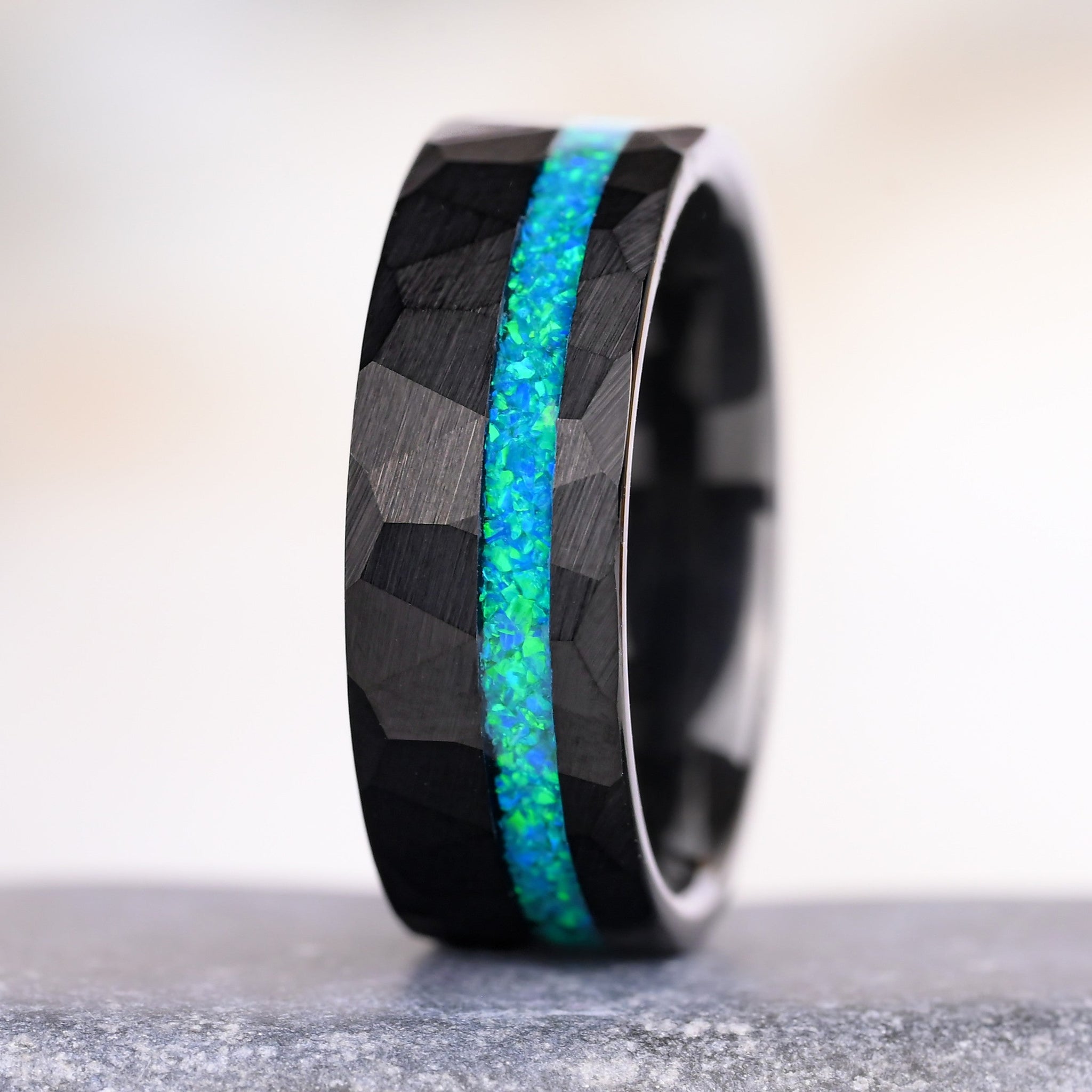 Enigma - Ring für Männer - Wolfram und Grüne Opal-Einlage | Monetto Ringe